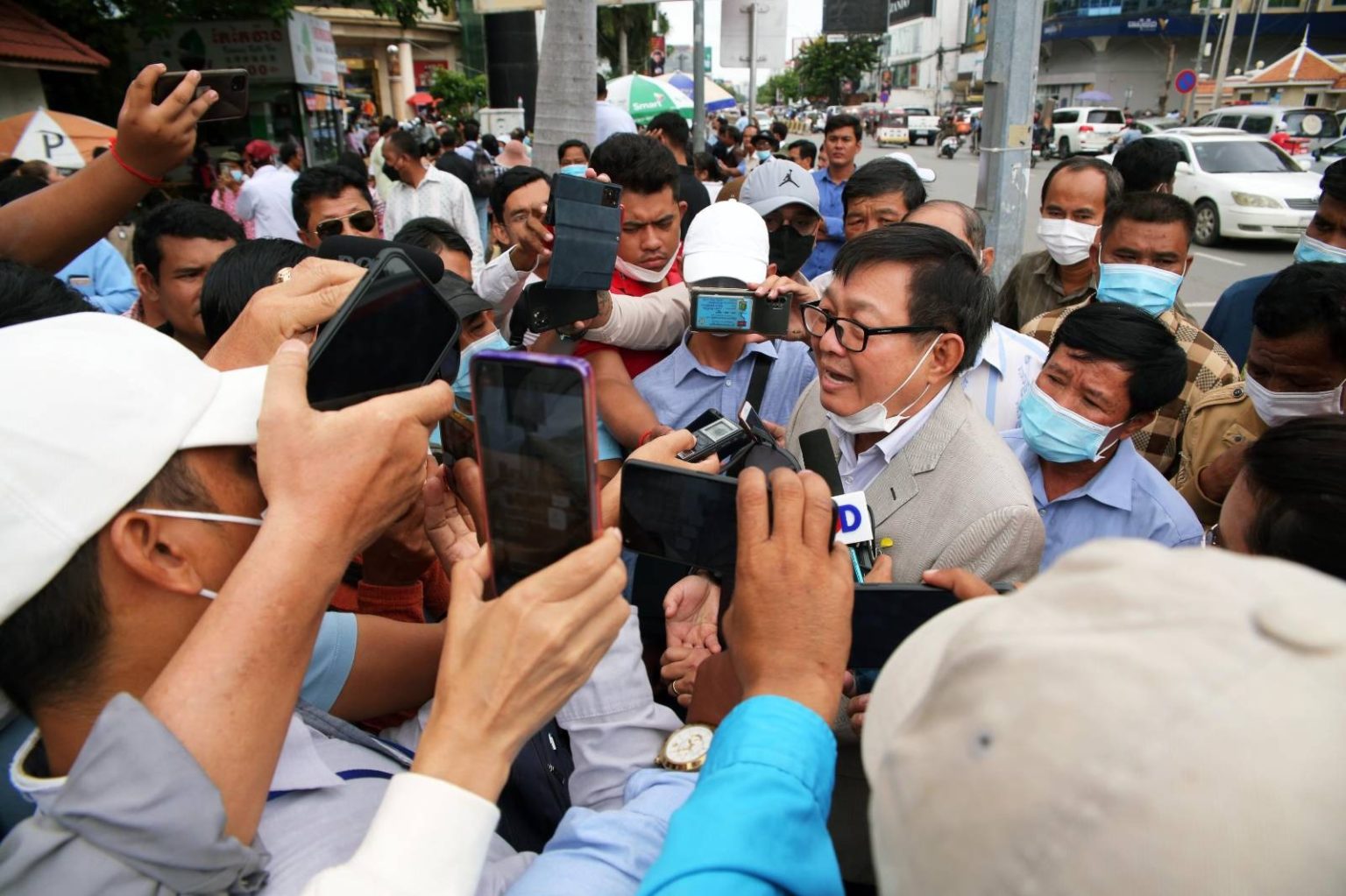 Son Chhay Defamation Cases Sent Directly to Trial